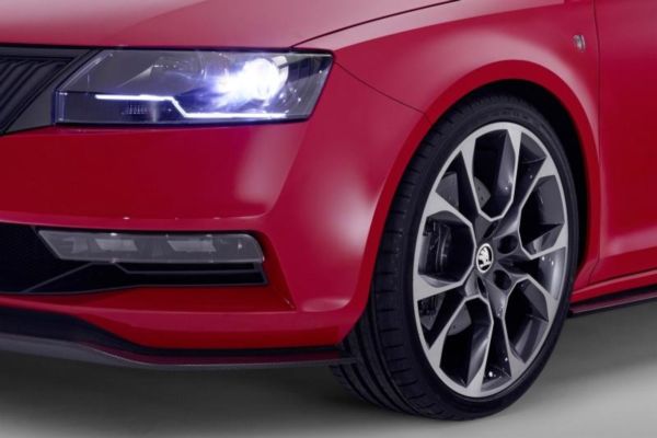 SKODA RAPİD SPORT RS GALERİ