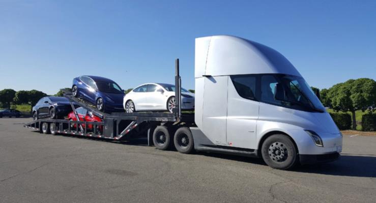 Tesla Elektrikli Tırını Gösterdi