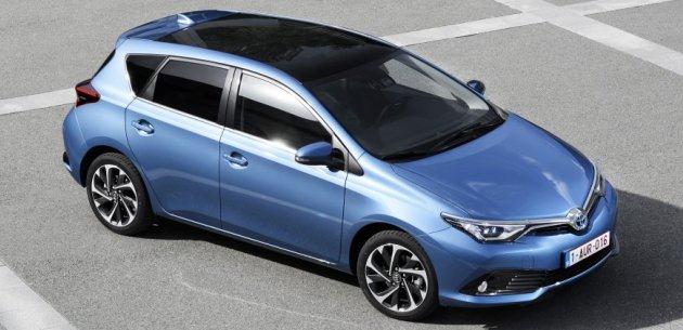 YENİ TOYOTA AURİS, ESKİ MOTOR SEÇENEKLERİ İLE GELİYOR